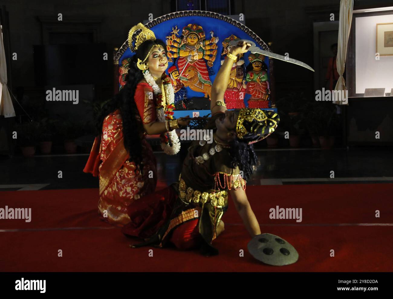 Kolkata, West Bengal, India. 4th Oct, 2024. Dancers is performing ...