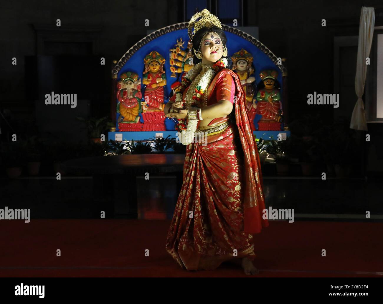 Kolkata, West Bengal, India. 4th Oct, 2024. A dancer is performing ...