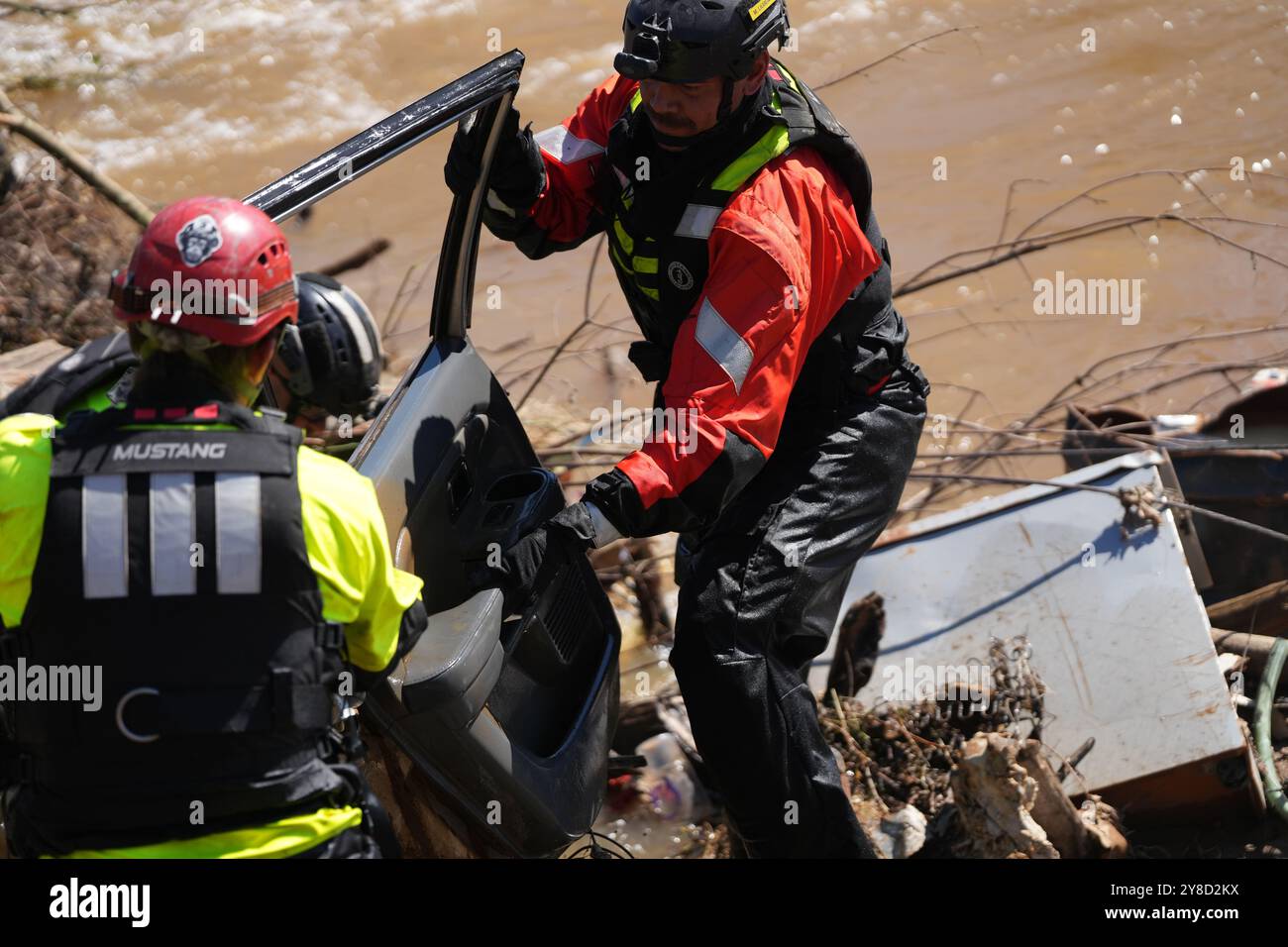 Asheville, United States. 02nd Oct, 2024. FEMA Urban Search and Rescue ...