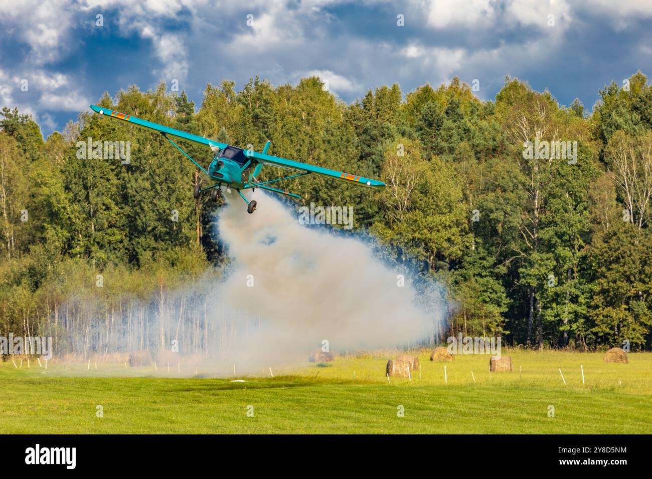 A display of low-flying planes over the airport, ultralight planes, and ...
