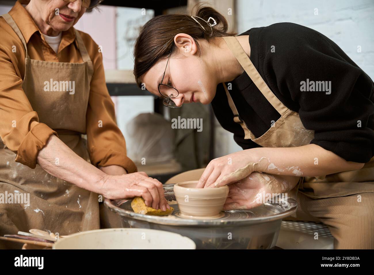 Young master potters wheel hi-res stock photography and images - Alamy