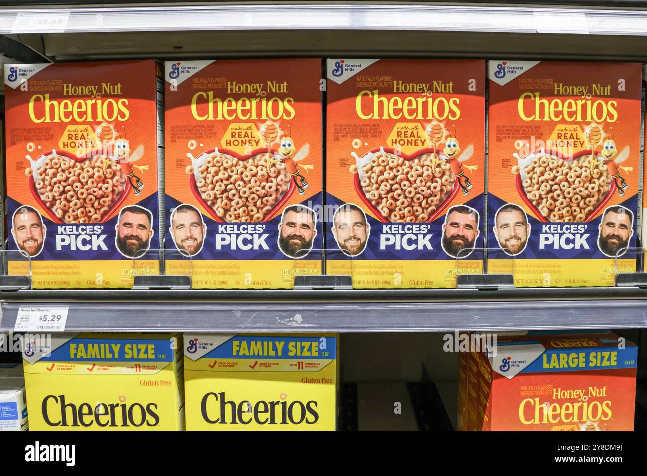 Chicago, USA. 04th Oct, 2024. Honey Nut Cheerios cereal featuring ...