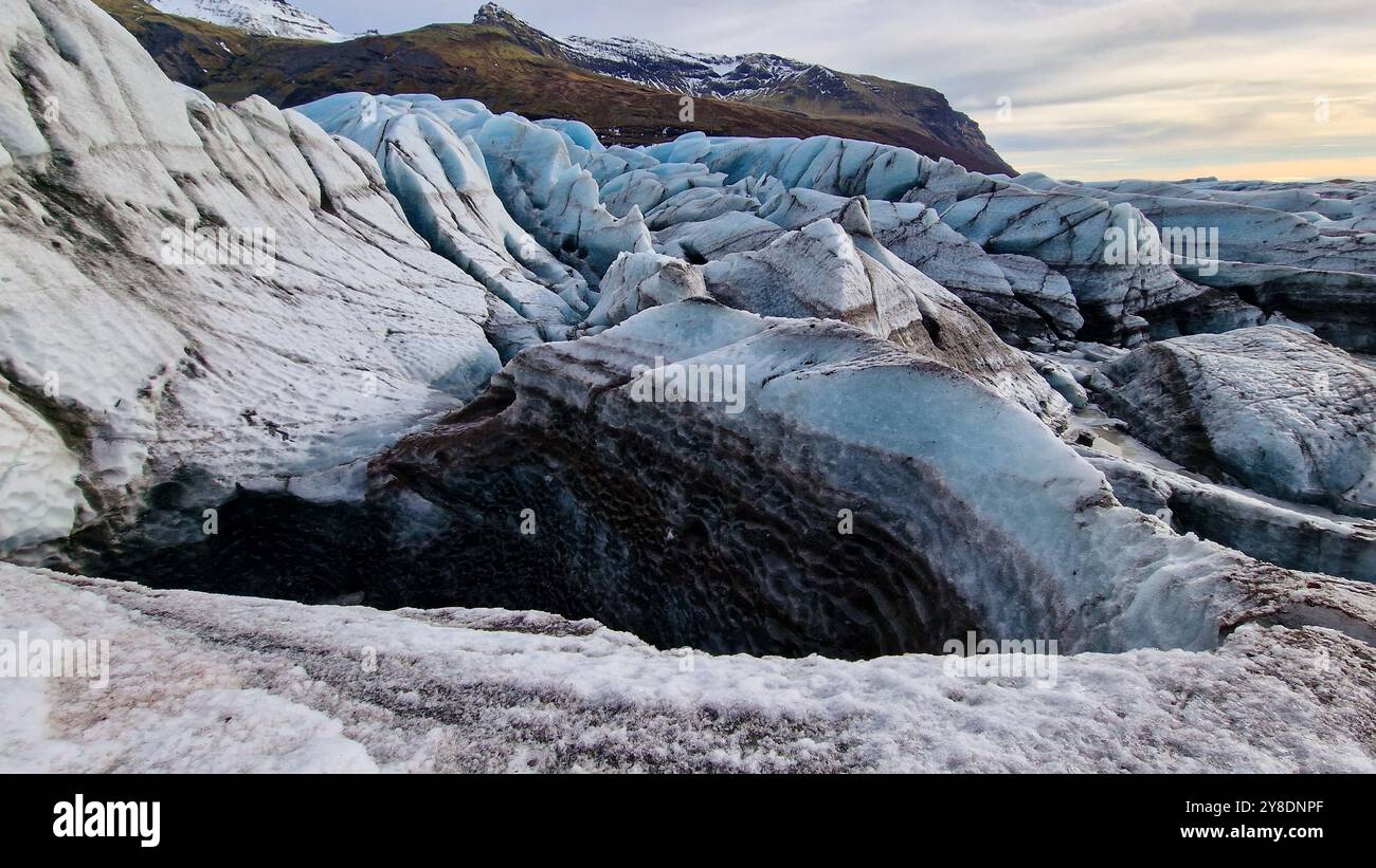 Large vatnajokull ice fragments creating famous icelandic glacier mass in northern region, next ...
