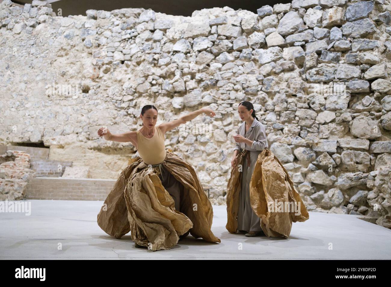 Dancers from the Chilean company Florencia Hoz perform during the ...