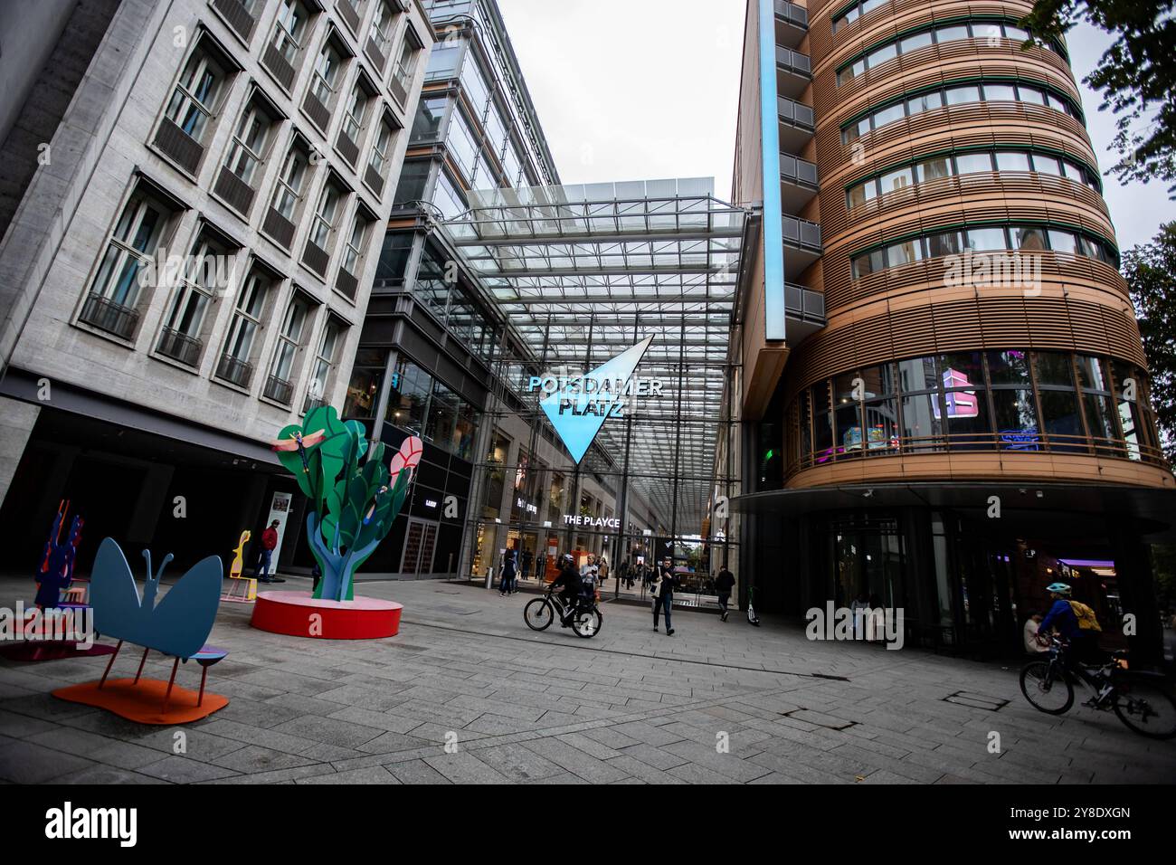 The Playce Einkaufszentrum am Potsdamer Platz in Berlin am 16. September 2024 ...