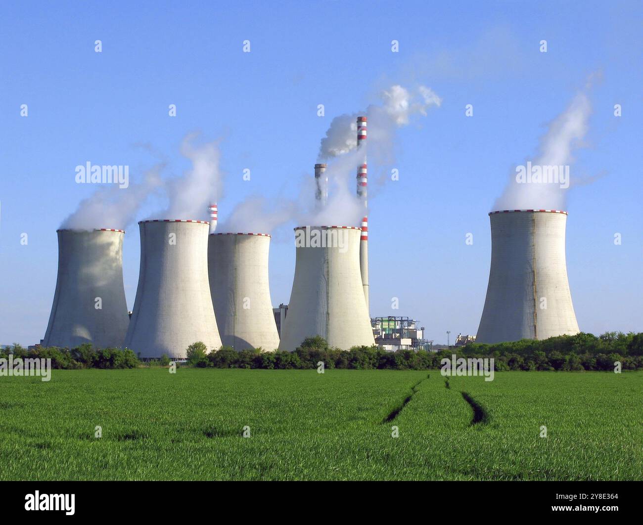 Smokestacks nuclear power plant hi-res stock photography and images - Alamy