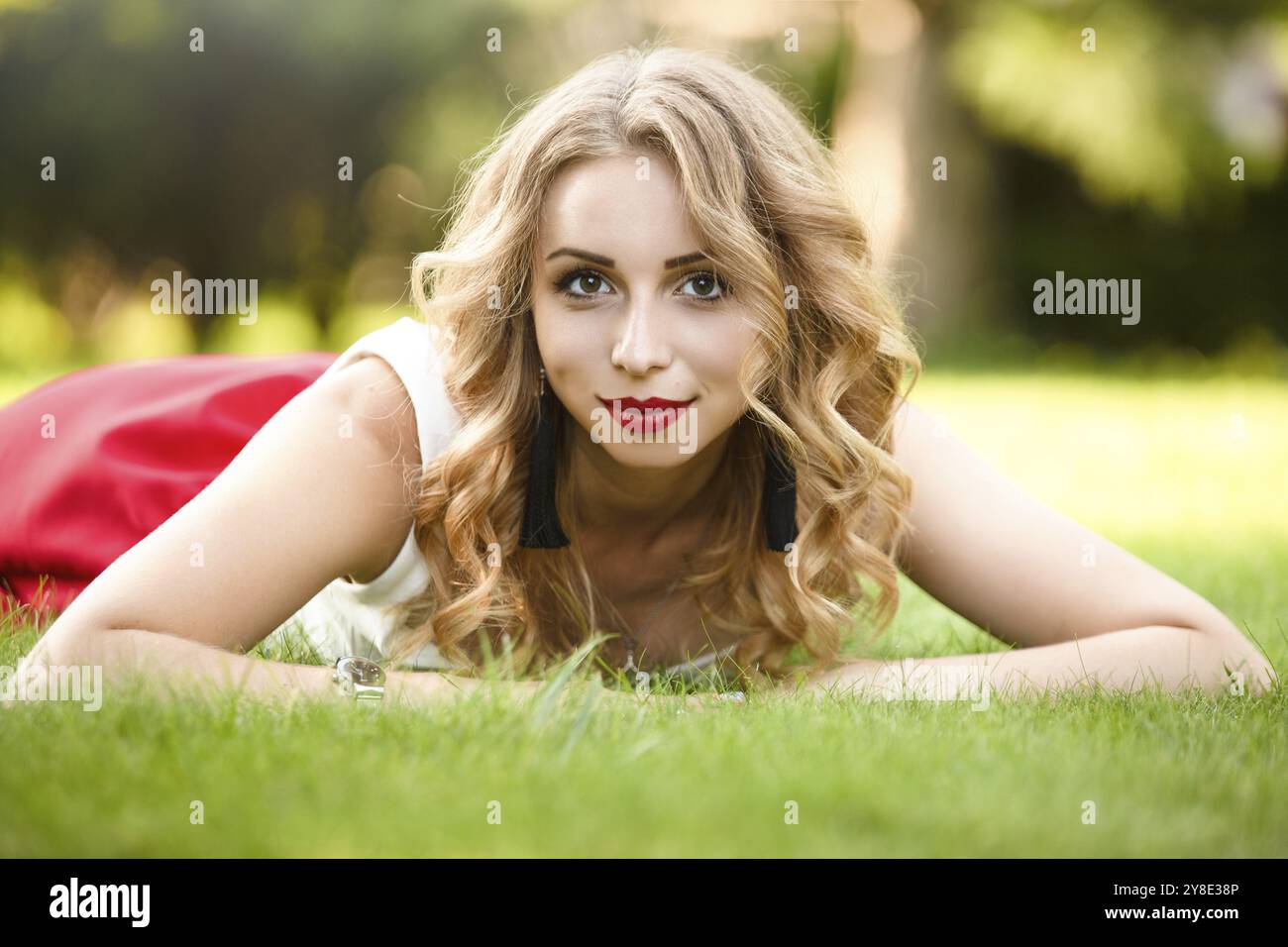 Top view portrait beautiful teenage hi-res stock photography and images ...