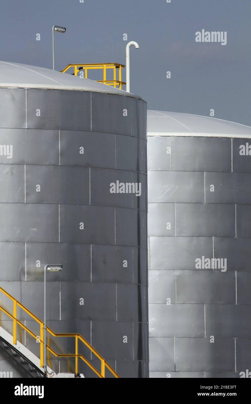 Industrial stock photos hi-res stock photography and images - Alamy