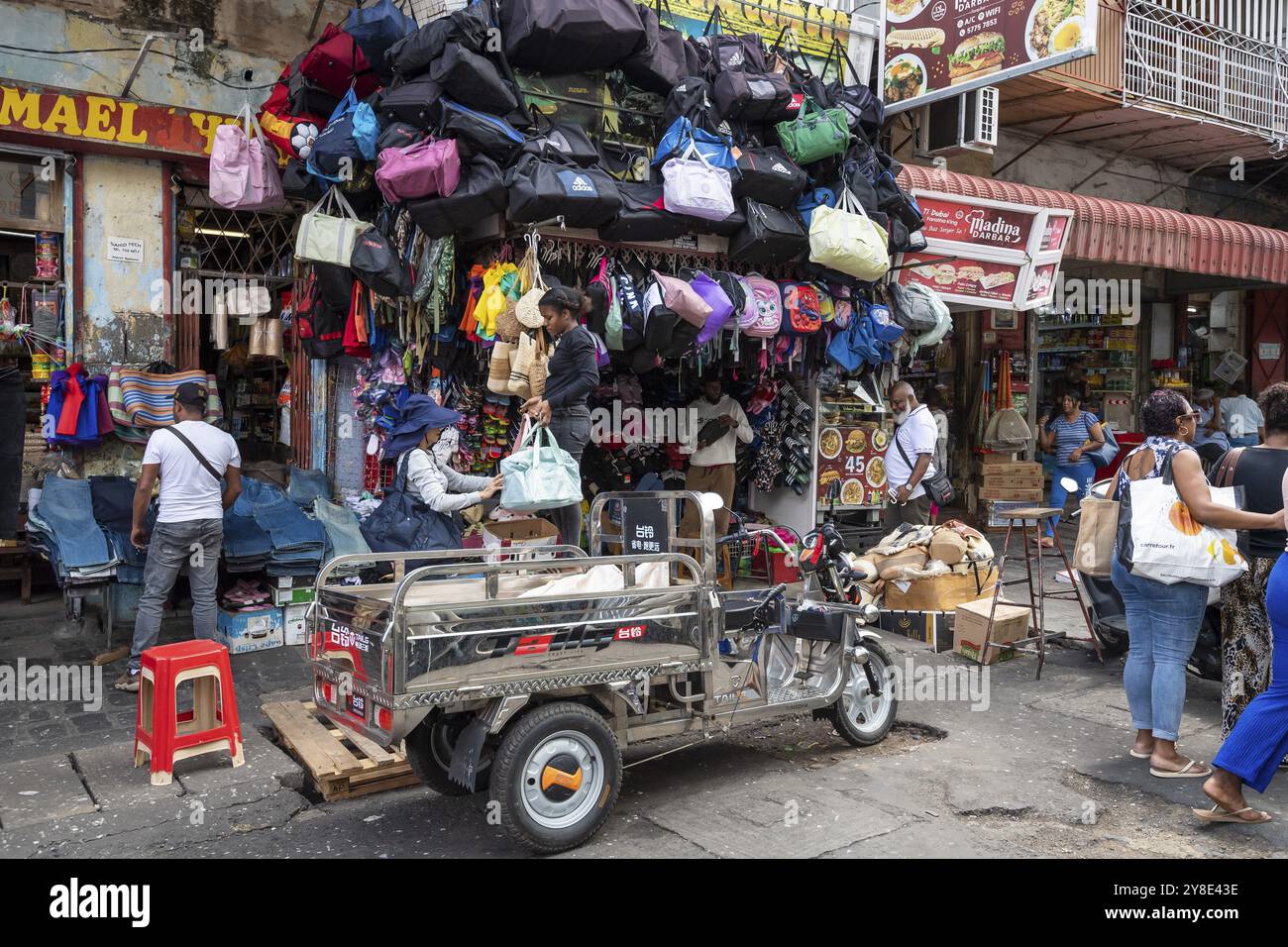 Mauritius shops hi-res stock photography and images - Alamy