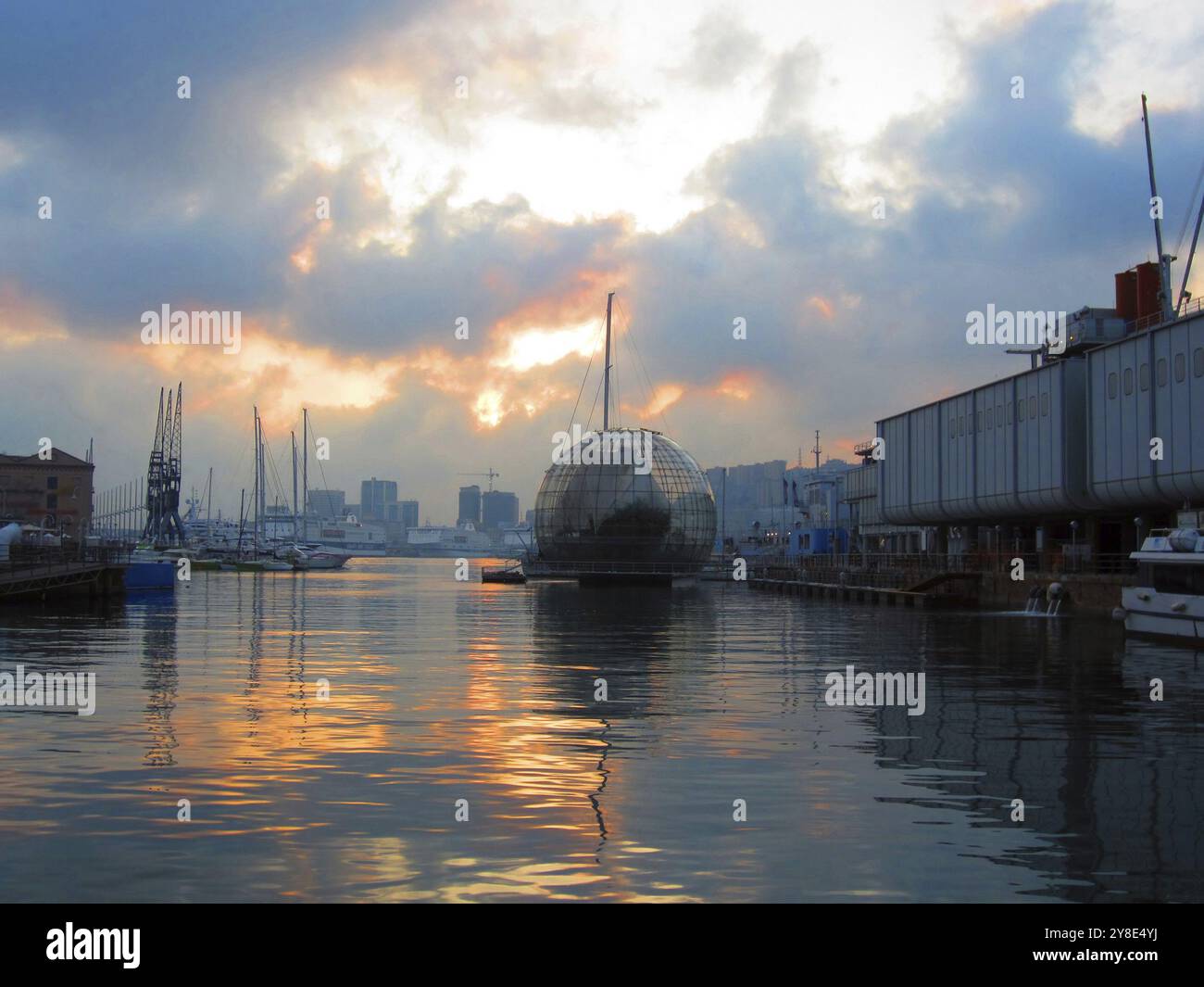 Moody harbor setting hi-res stock photography and images - Alamy