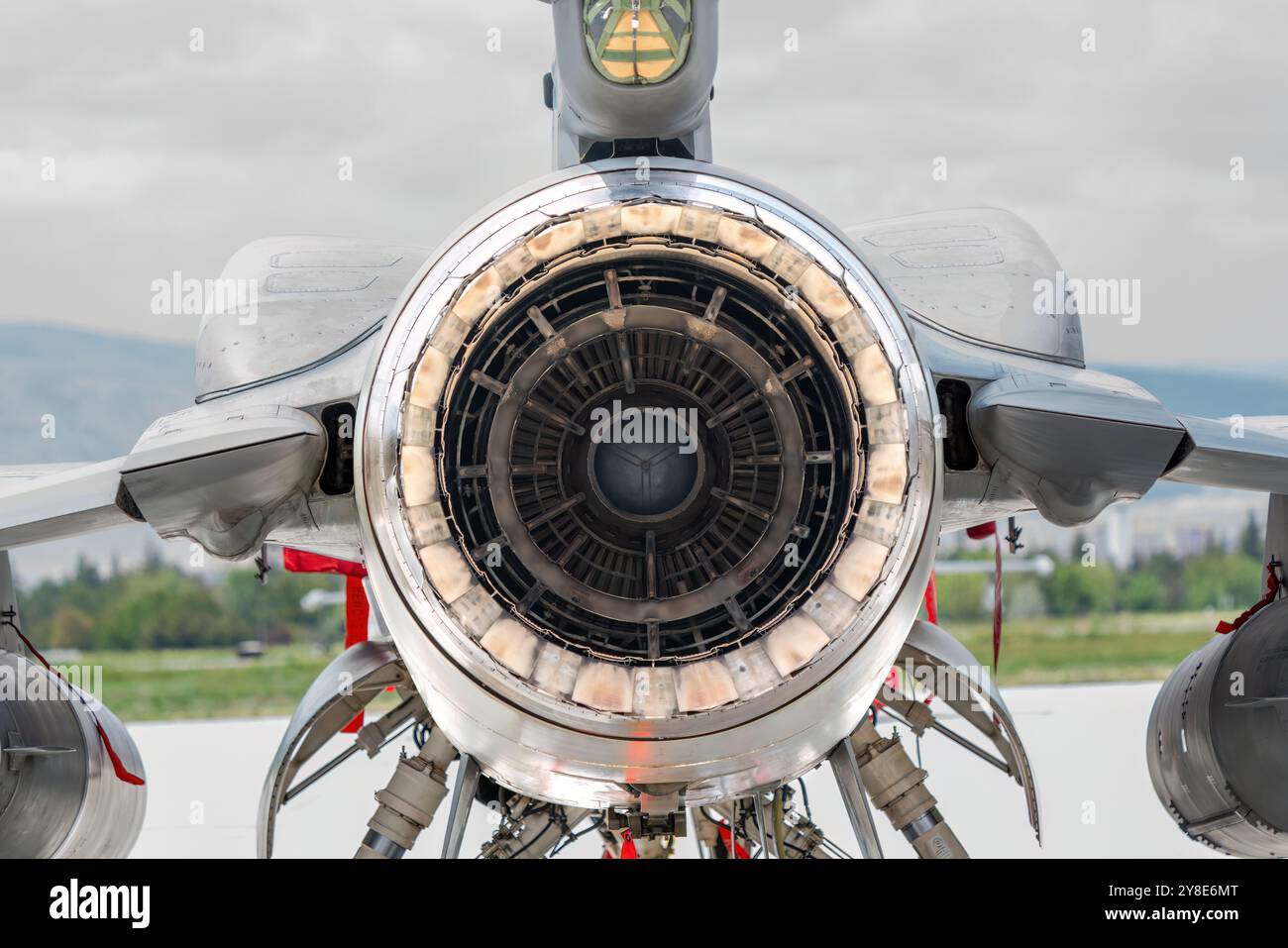 The exhaust of the fighter jet. Jet plane nozzle Stock Photo - Alamy