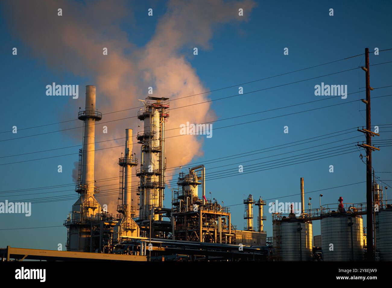 Vapor rising, Calumet Montana Refining. The refinery is high risk due ...