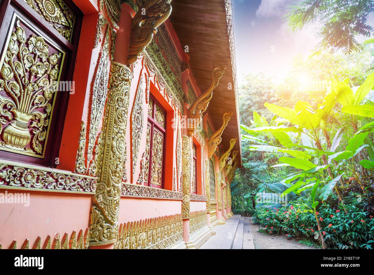Manting Park is the imperial garden of the Dai King in Xishuangbanna ...