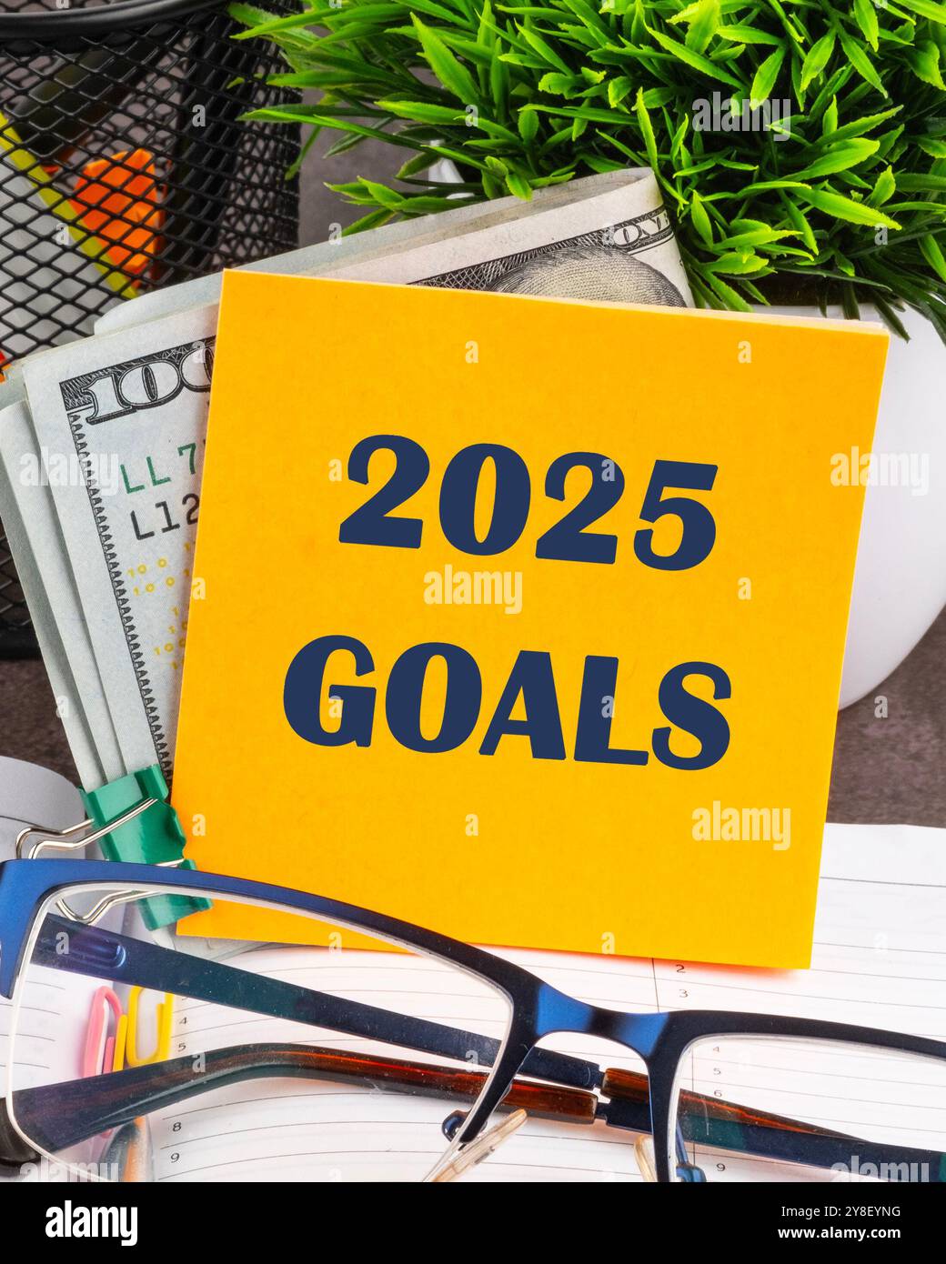 New Year New Start, Resolutions, Strategy, mission concept. 2025 GOALS ...