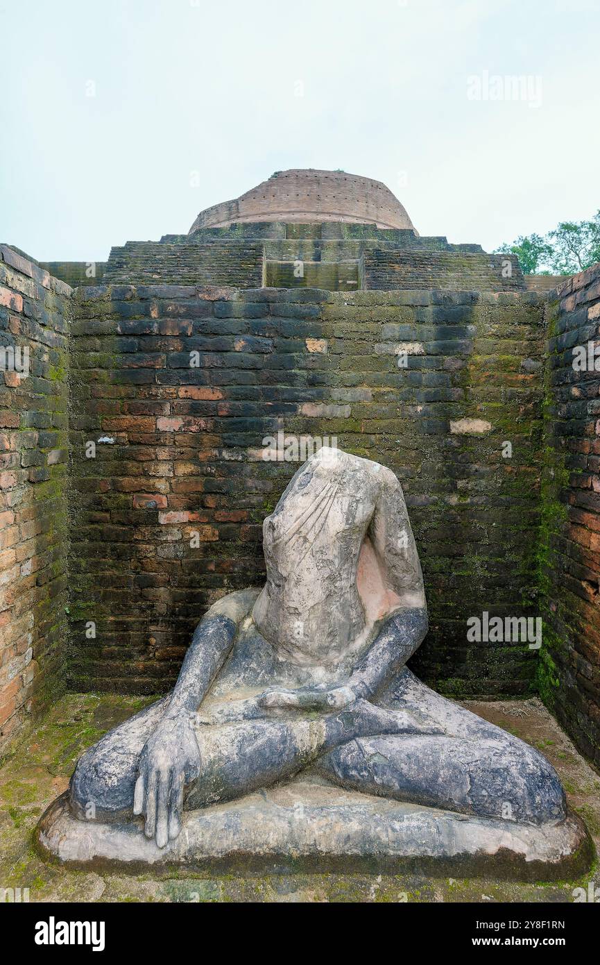 08 27 2008 Vintage Old Kesariya Where the Buddha taught the famous ...