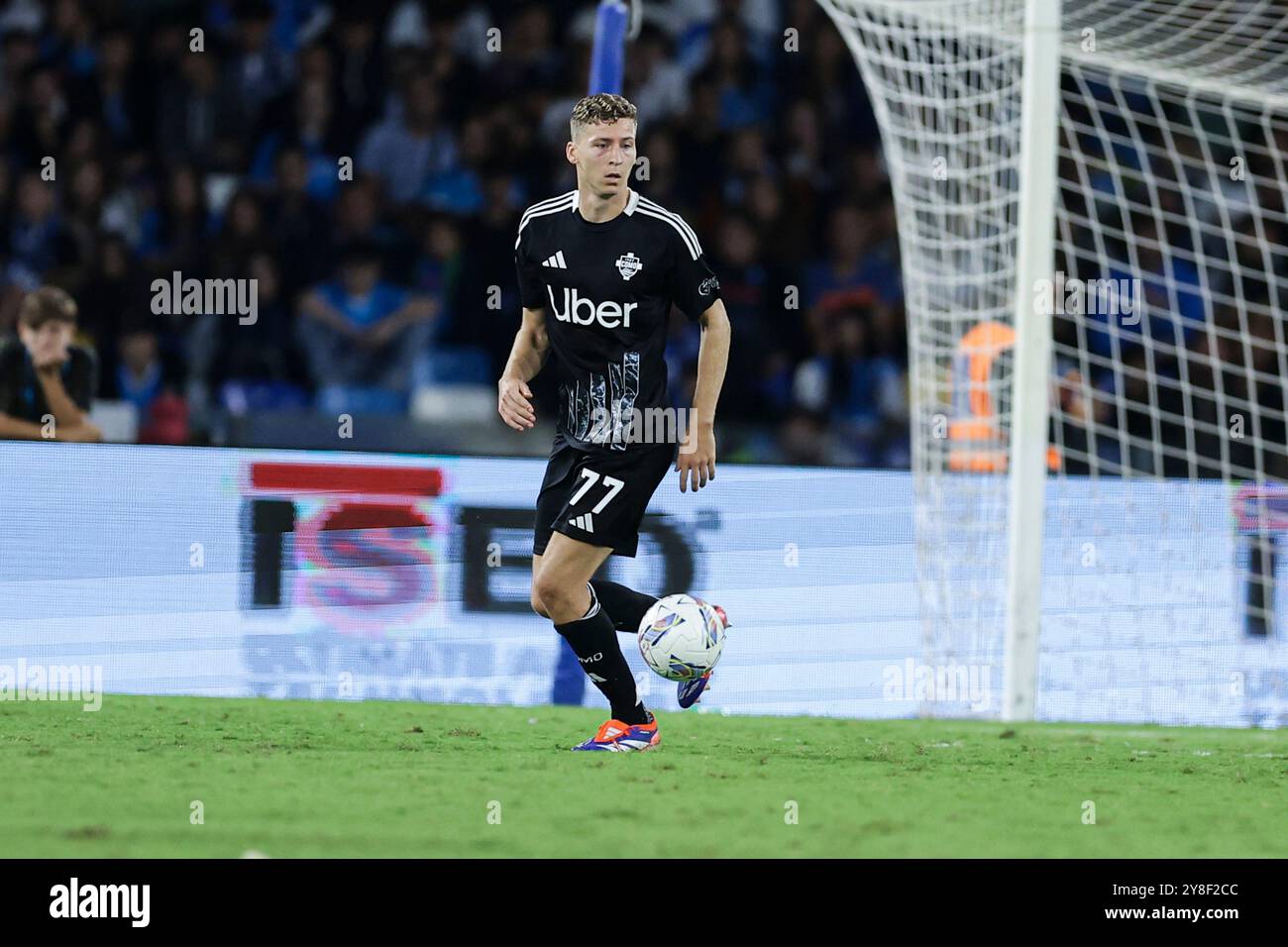 Como’s Belgian defender Ignace Van Der Brempt controls the ball during ...