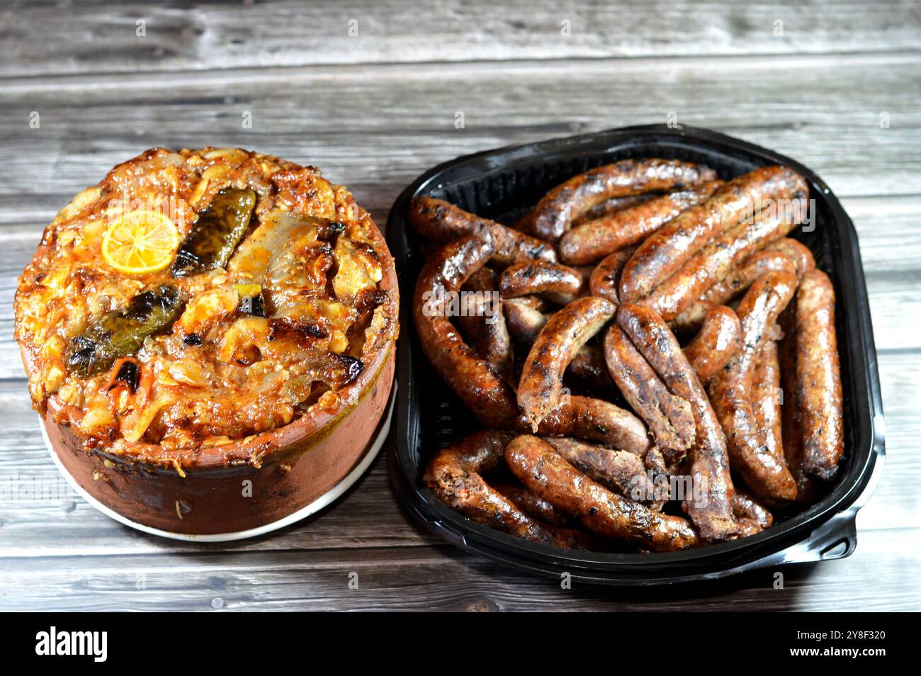 Baked pot of kawareh trotters collagen and Gelatin, cooked cow feet ...