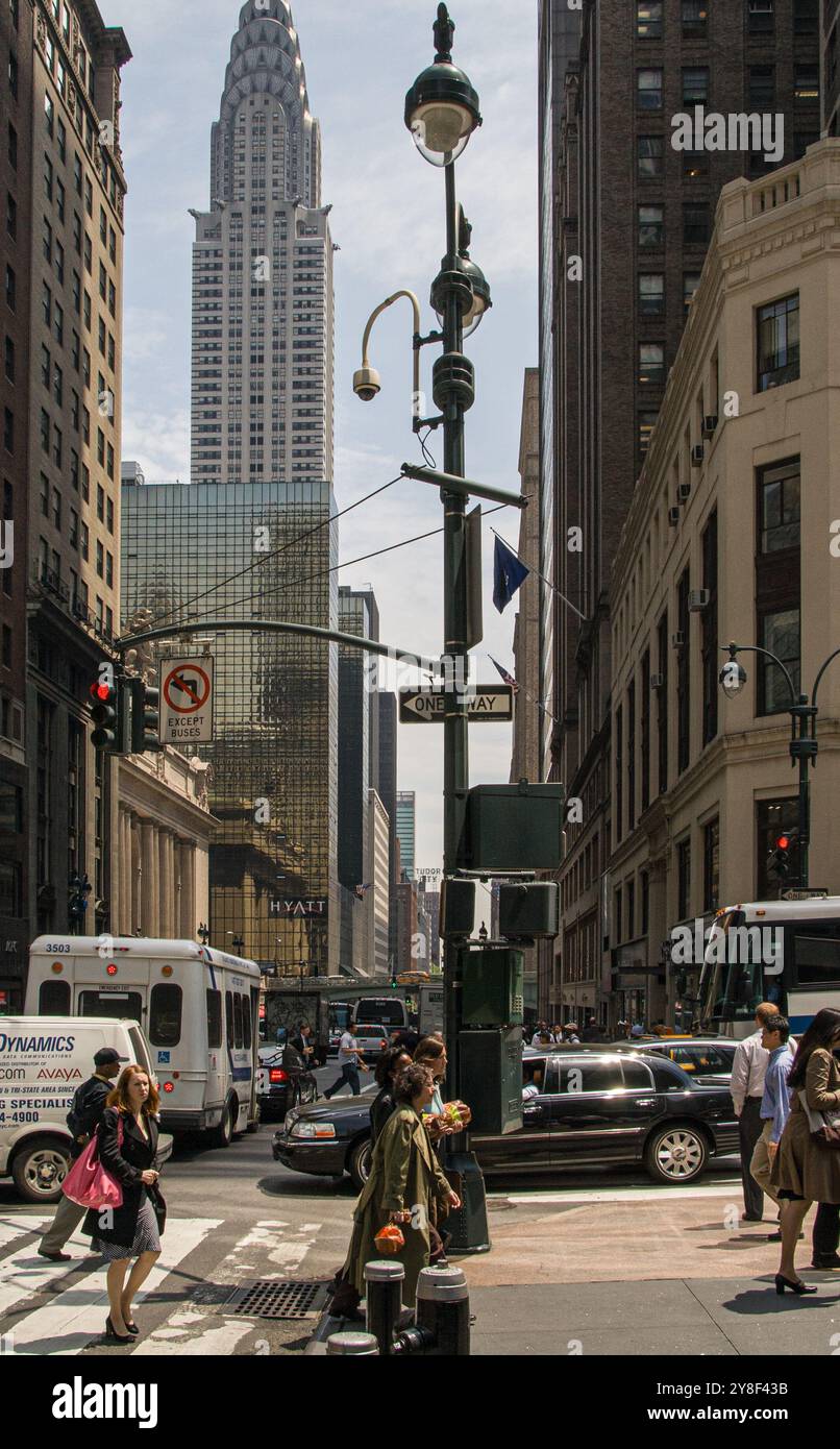 New York City Street Scene, 2000s Vibe, Chrysler Building View Stock ...