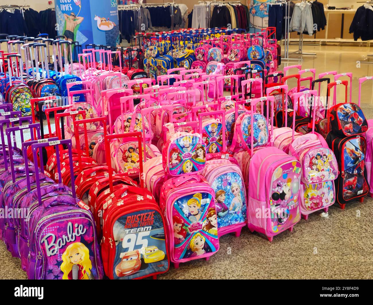Elementary school class egypt hi-res stock photography and images - Alamy