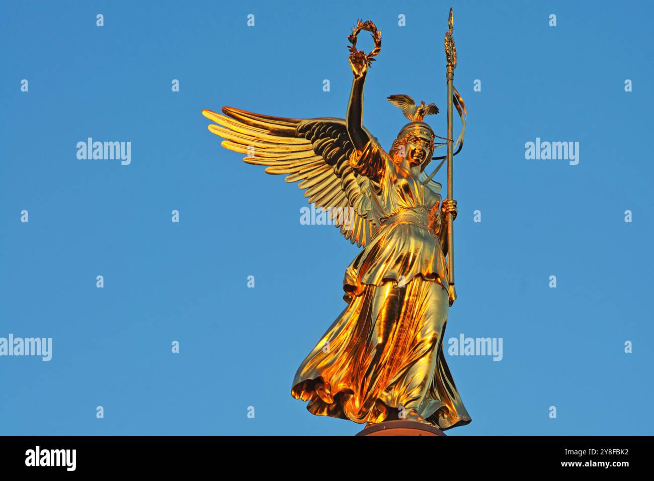 Victory monument illustration hi-res stock photography and images - Alamy