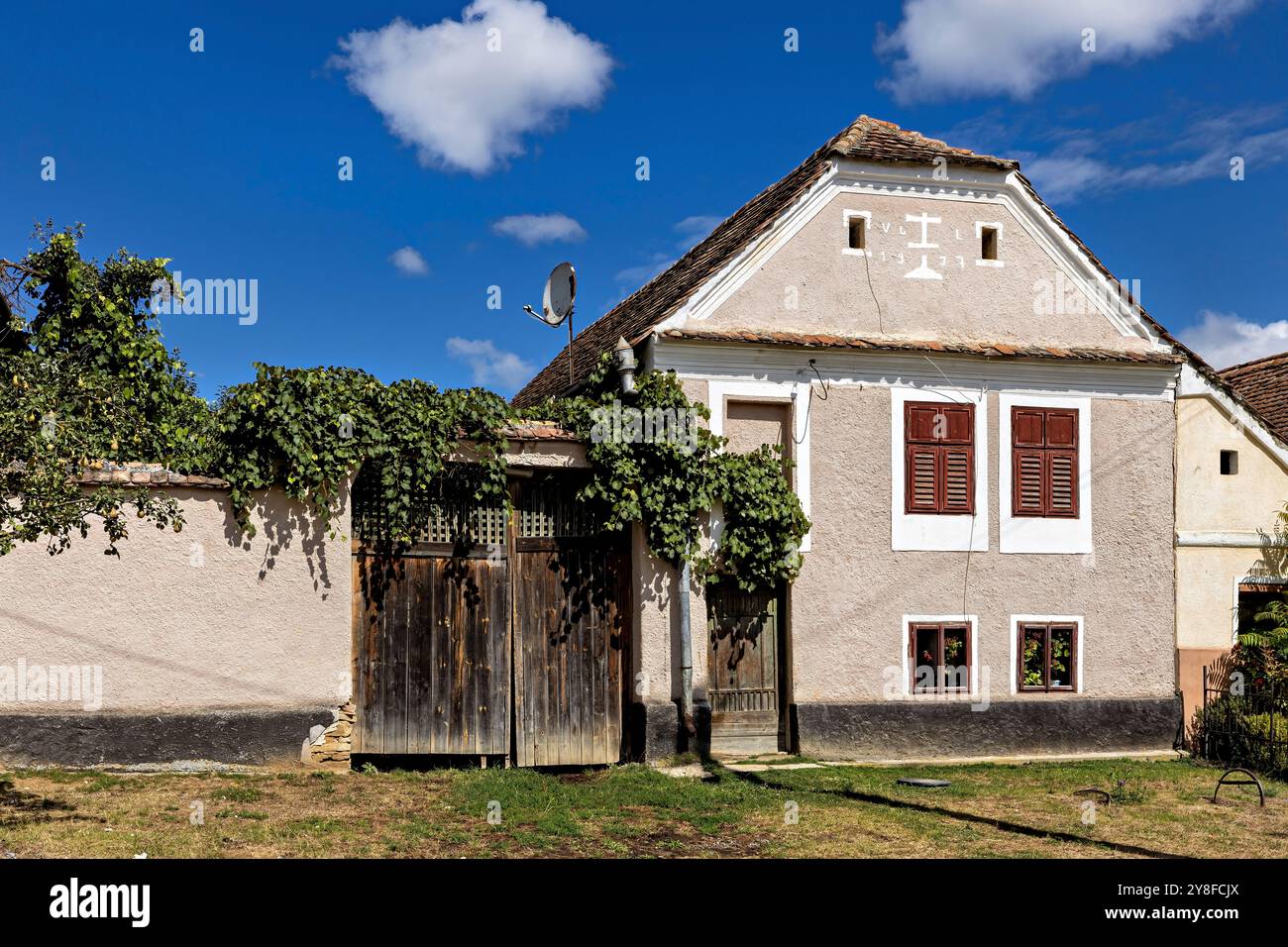 The Transylvanian Saxon Farms in Viscri Stock Photo - Alamy