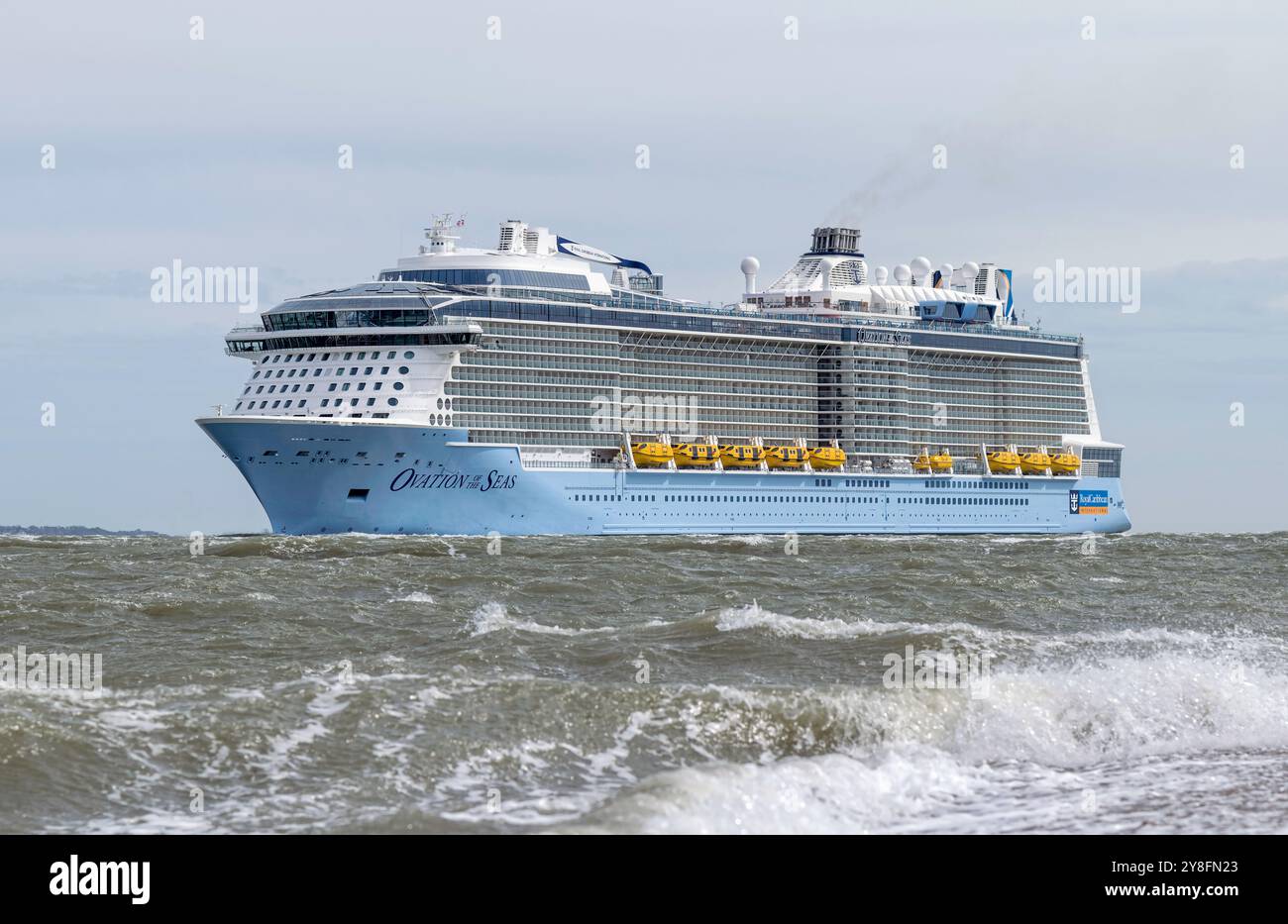 Ovation of the Seas is a Quantum class cruise ship operated by Royal ...