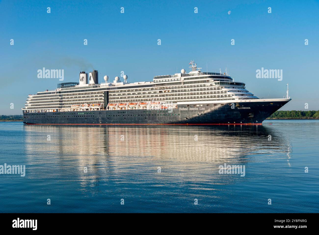 Zuiderdam, a Vista class cruise ship operated by Holland America Line ...