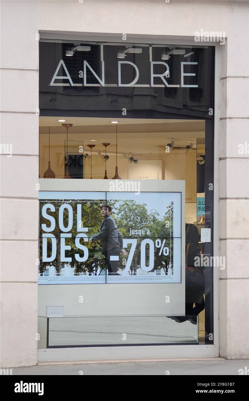 Andre sign, a chain of Vivarte group, Lyon, France Stock Photo - Alamy