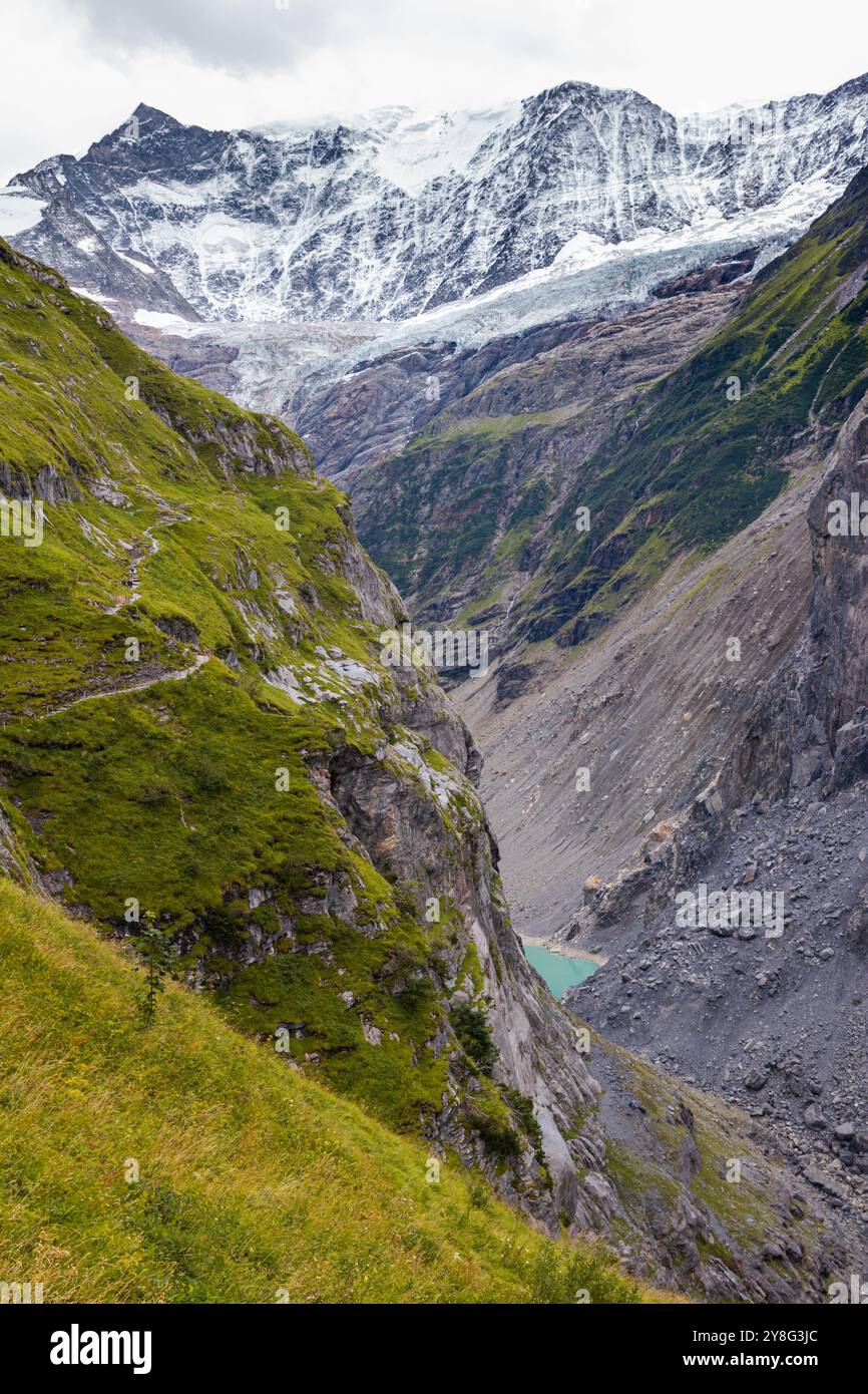 Incredible view of the glacier Grindelwald-Fieschergletscher ...