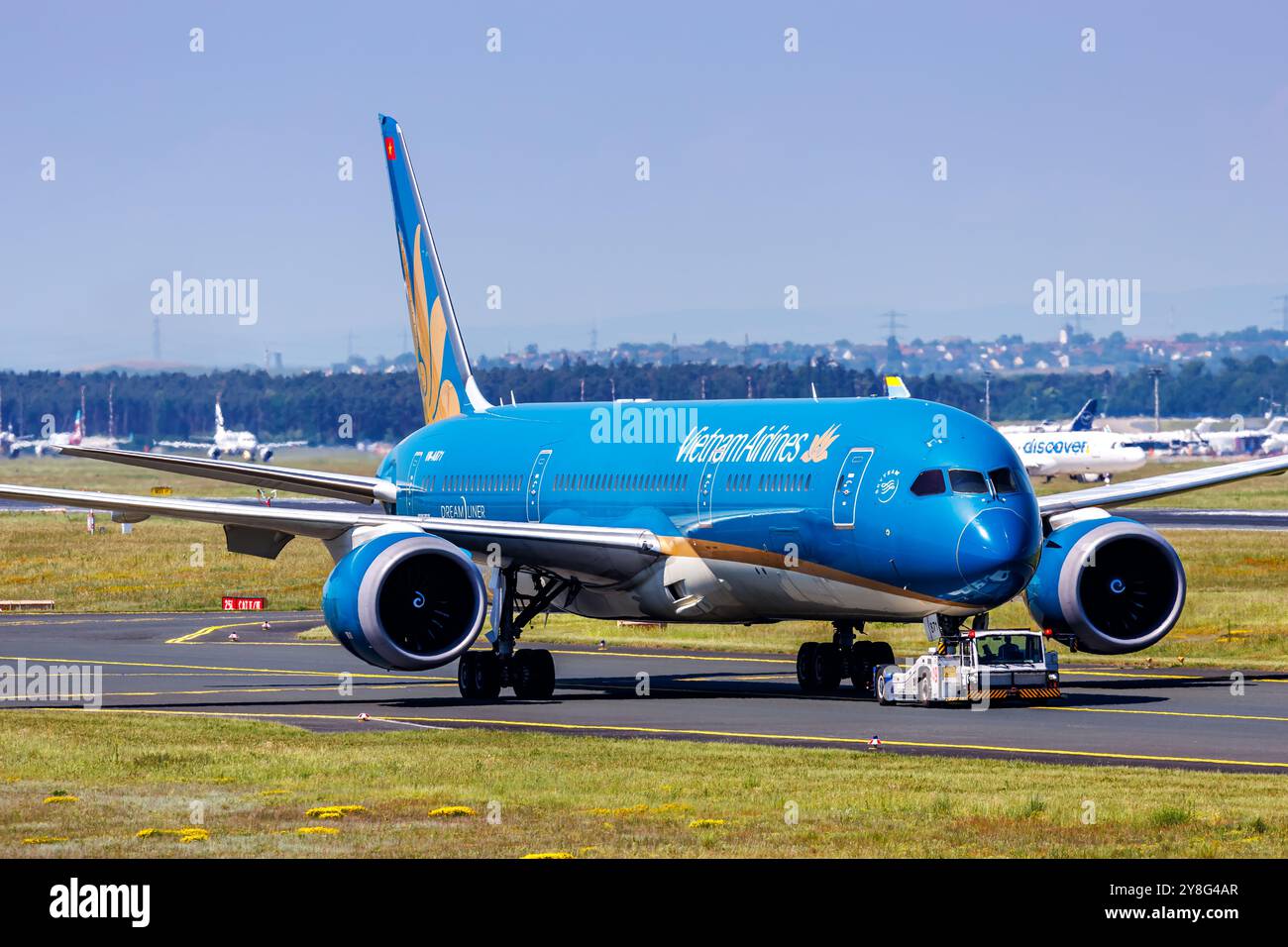 Frankfurt, Germany - May 14, 2024: Vietnam Airlines Boeing 787-9 ...