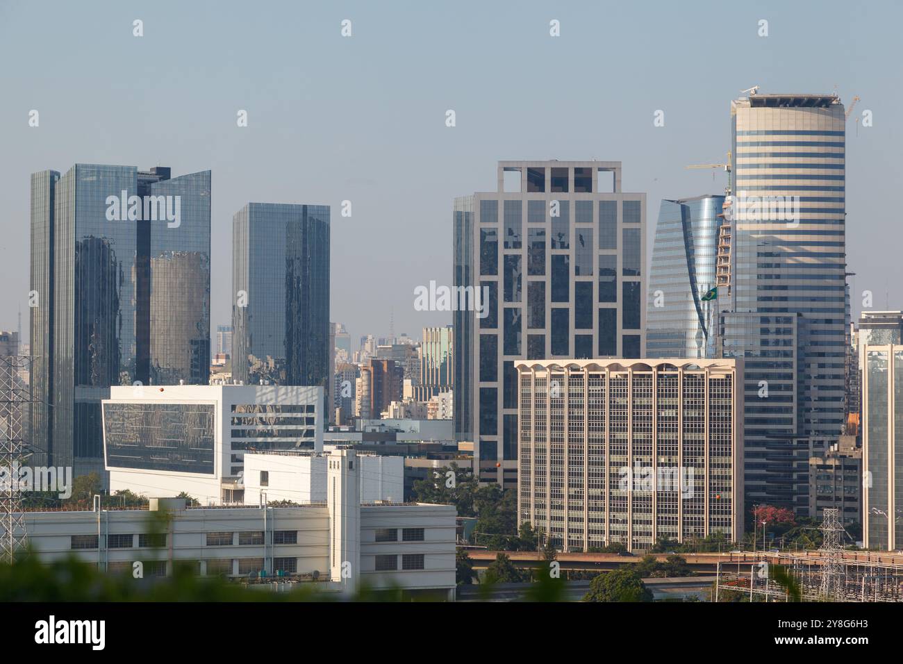The Modern Office tower buildings in Brooklin neighborhood at the shore ...