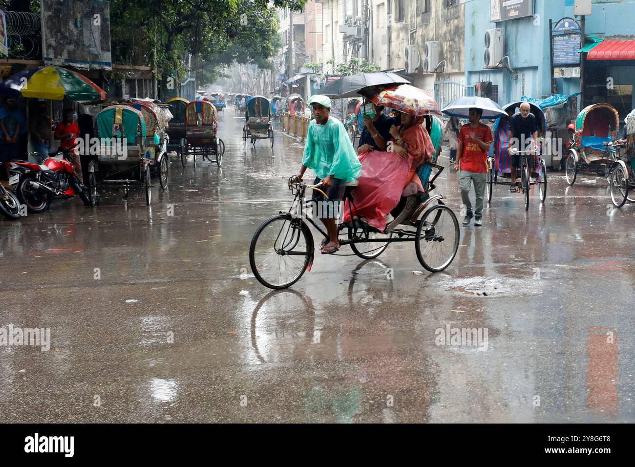 Dhaka, Bangladesh - August 05, 2024: Seasonal rainy day at Dhaka in ...