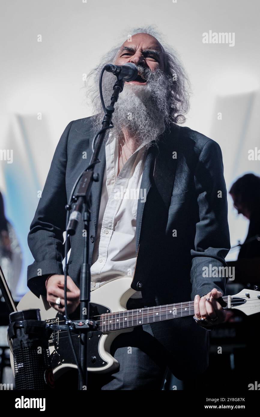 Warren Ellis, on stage with Nick Cave and the Bad Seeds at Hovet in ...