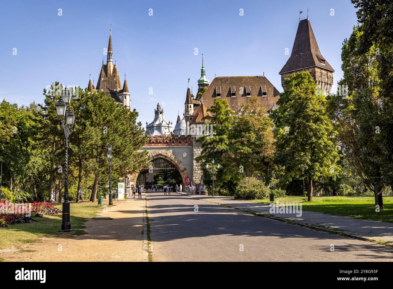 De budapest hi-res stock photography and images - Alamy