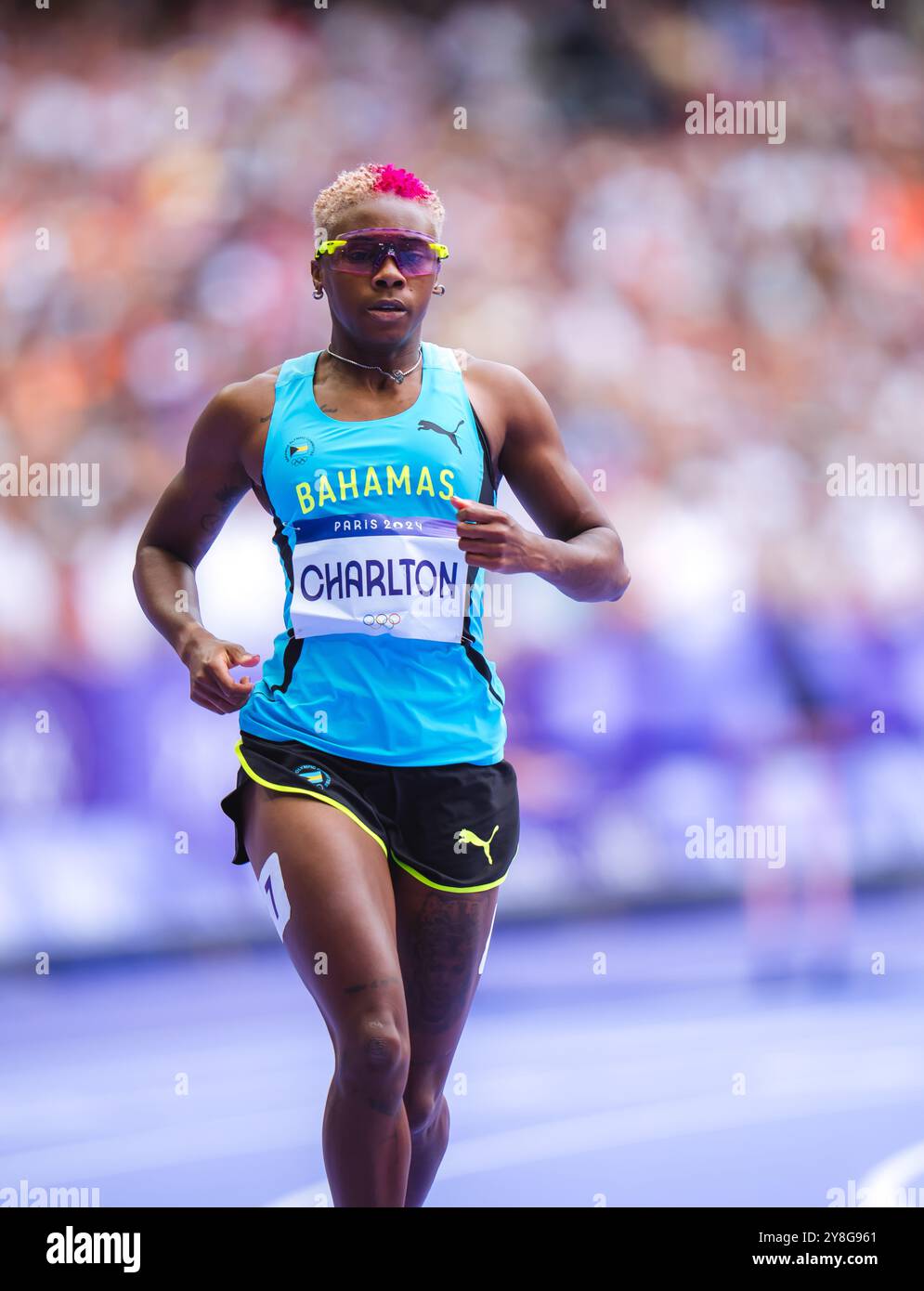 Devynne Charlton participating in the 100 meters hurdles at the Paris 2024 Olympic Games Stock ...