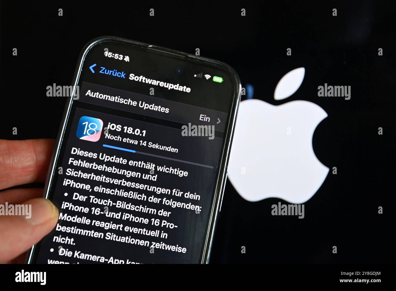 Softwareupdate hi-res stock photography and images - Alamy