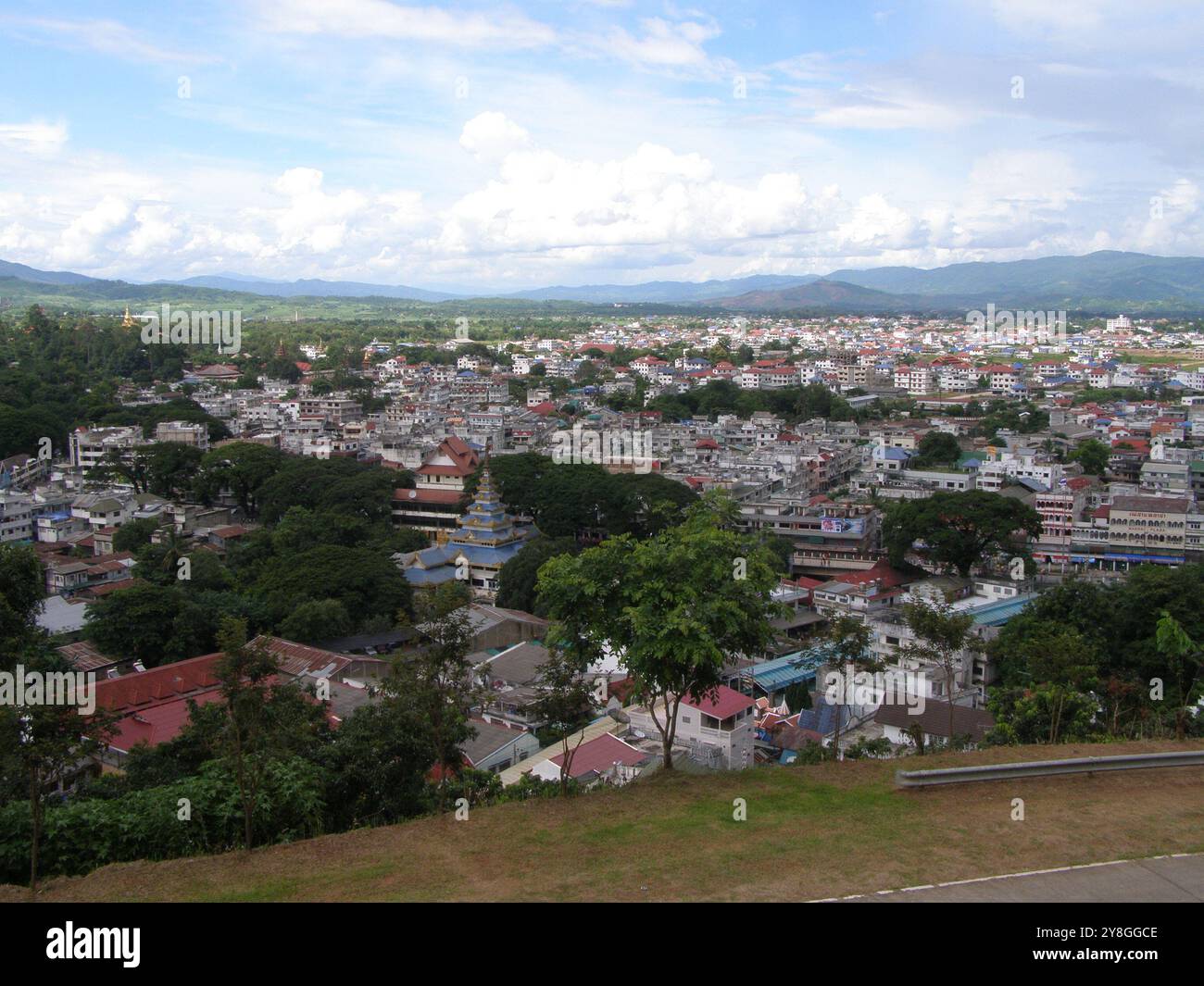 Myanmar tachileik tachilek hi-res stock photography and images - Alamy