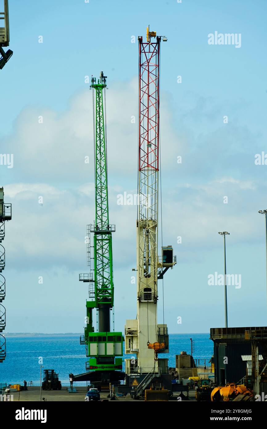 Cranes and industrial structures of Portovesme, Sardinia, Italy Stock ...