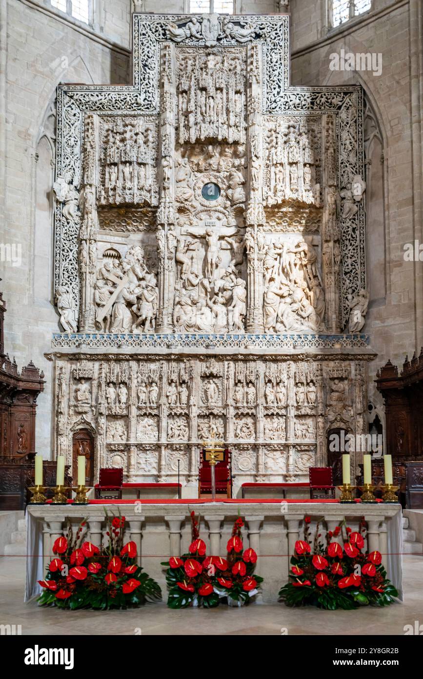 main altarpiece, alabaster, triptych on the Passion of Christ, Cathedral of Santa María de ...