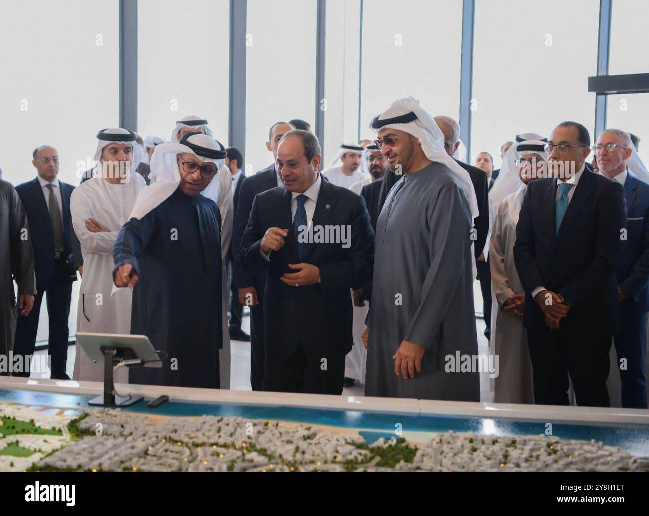 Egyptian President Abdel Fattah el-Sisi and Sheikh Mohammed bin Zayed ...
