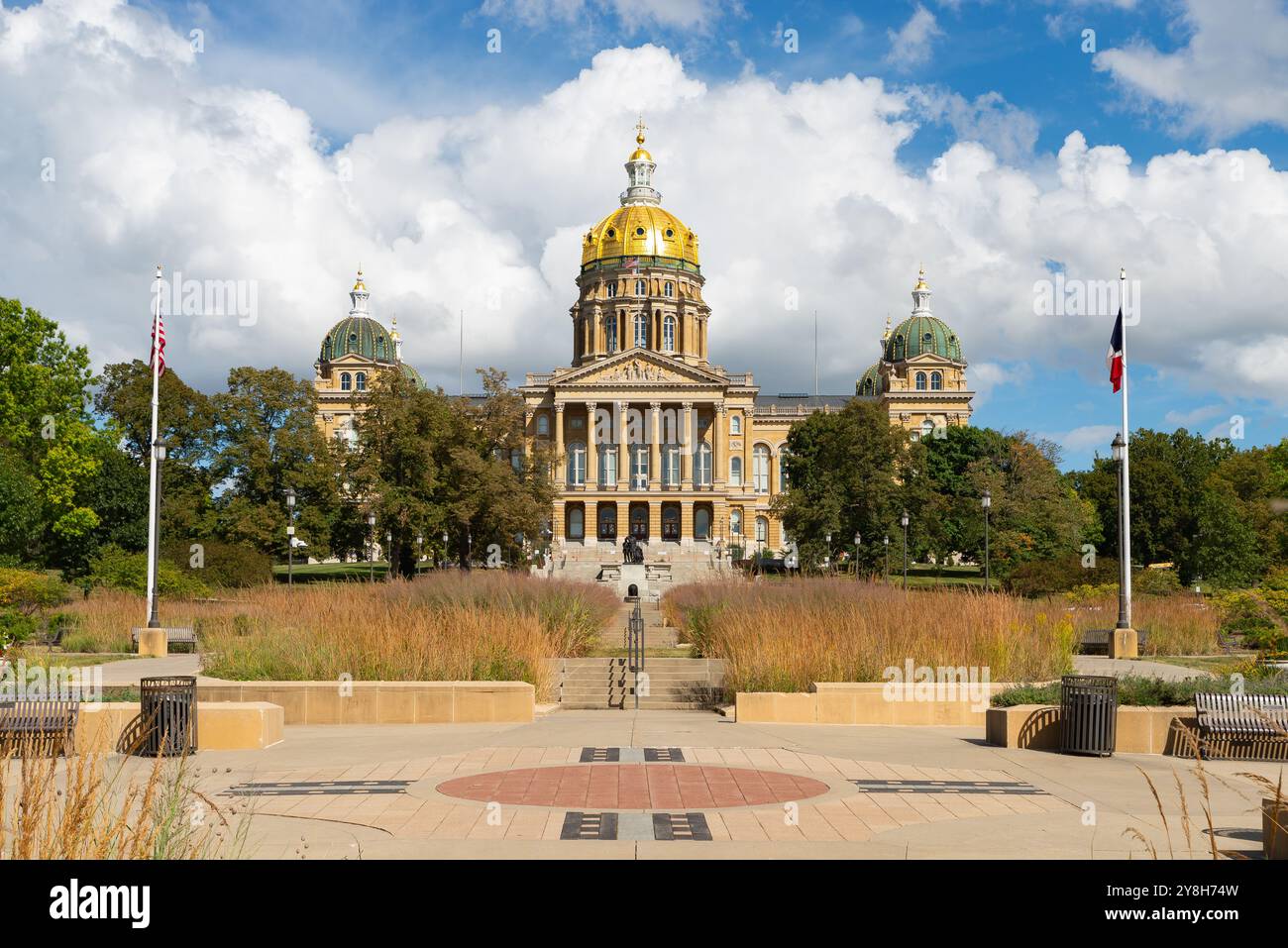 Exterior of the Iowa State Capitol Building, built from 1871 to 1886 ...