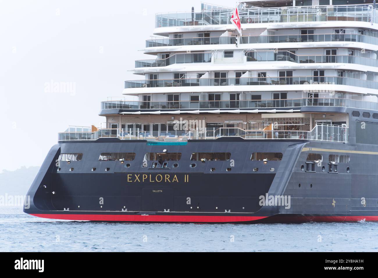 Explora cruise ship hi-res stock photography and images - Alamy
