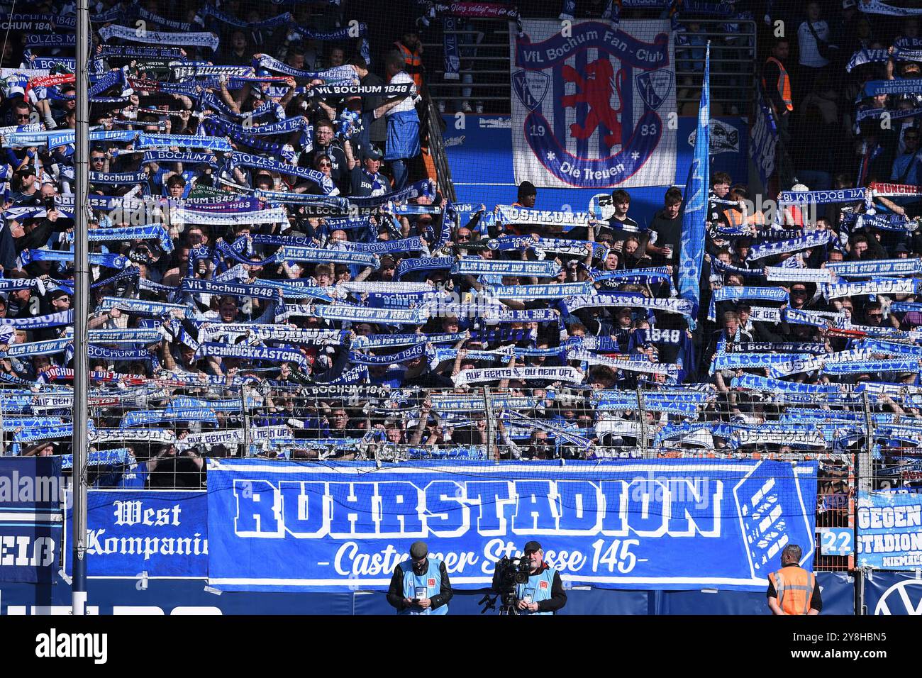 Vfl bochum fans hi-res stock photography and images - Alamy