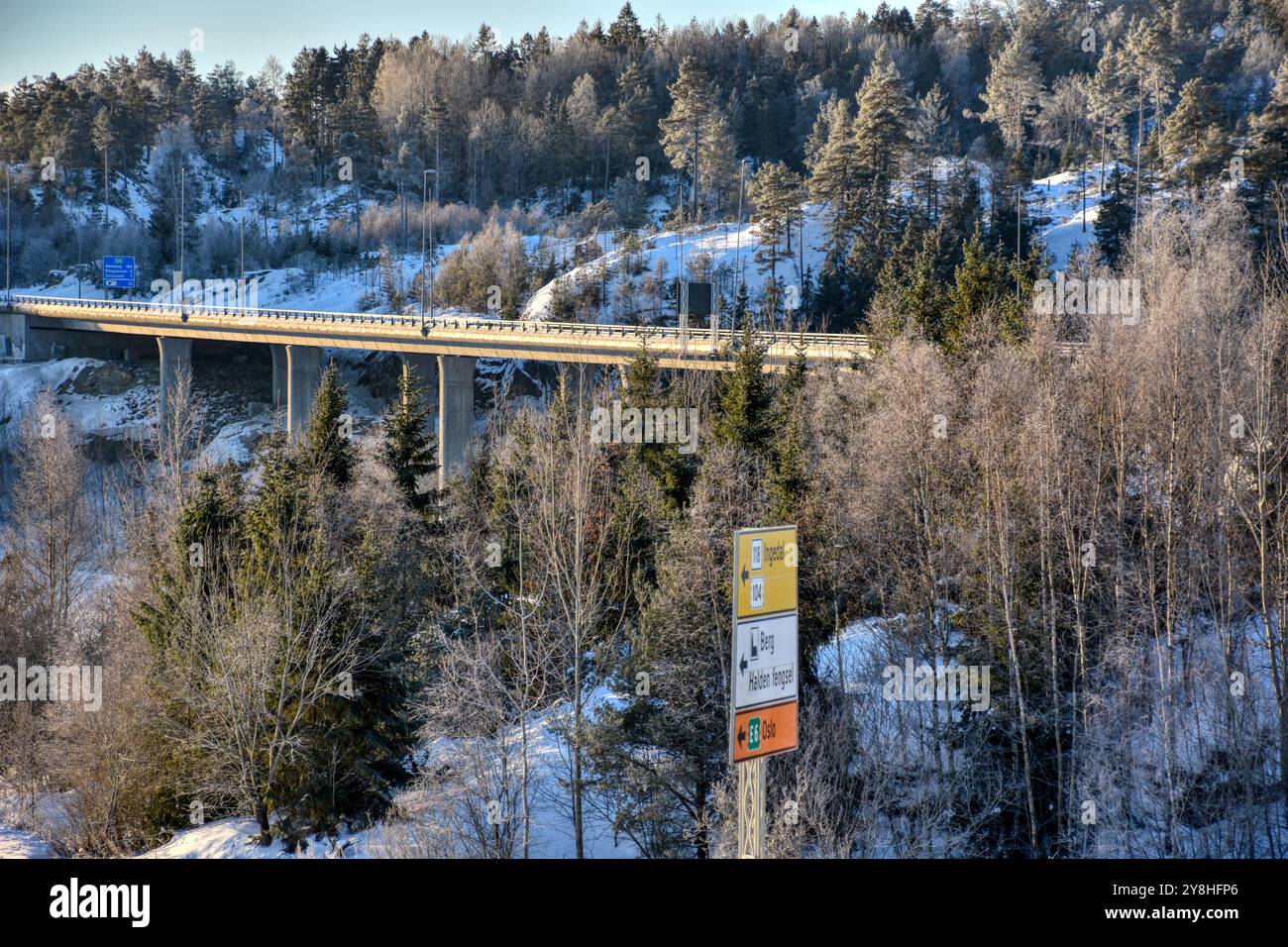 Autobahn, Autobahnbrücke, Halden, Norwegen, Straße, Brückenpfeiler, E6 ...