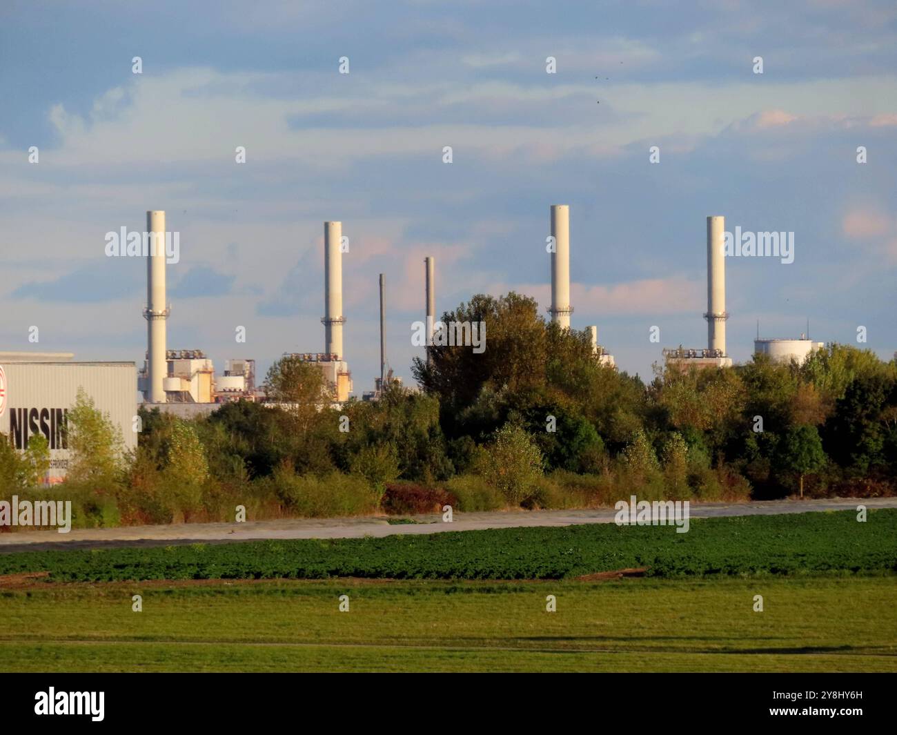 Aluminiumhuette neuss hi-res stock photography and images - Alamy