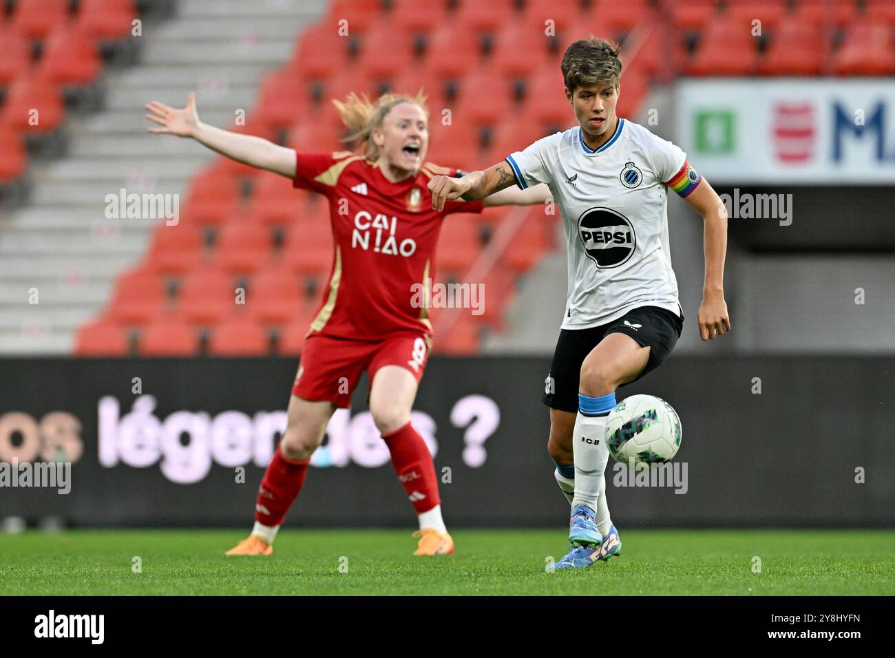 Liege, Belgium. 05th Oct, 2024. Isabelle Iliano (18) of Club YLA pictured during a female soccer ...
