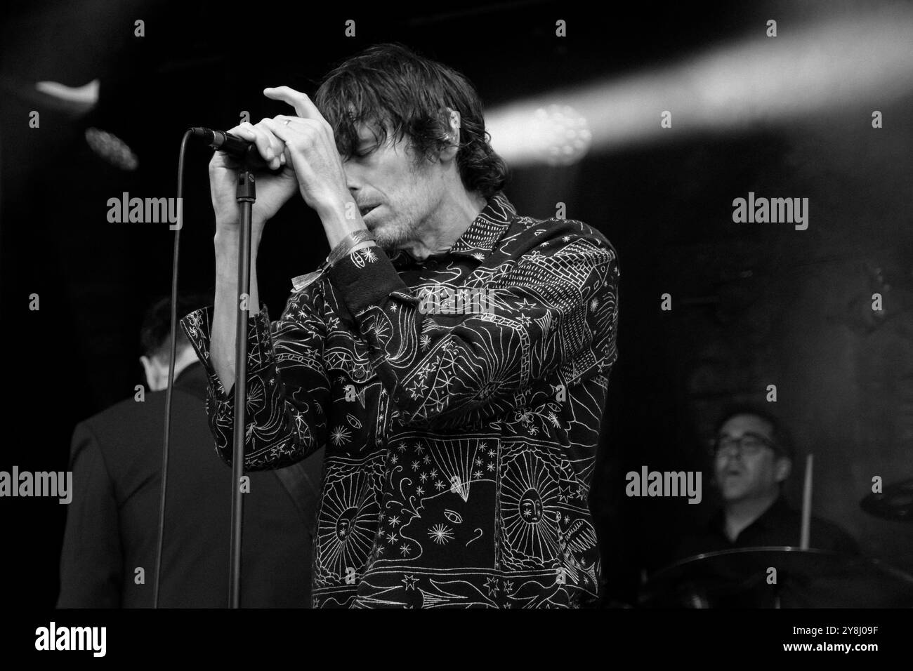 We Are Bodies, aka Robin Foster and Dave Pen (Archive), live in Brest ...