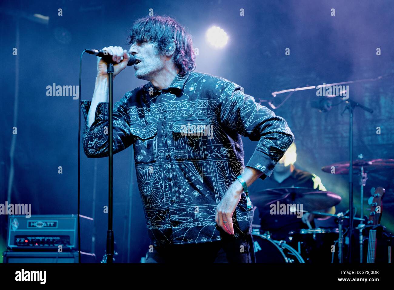 Dave Pen (singer of Archive), here on stage with Robin Foster as the ...