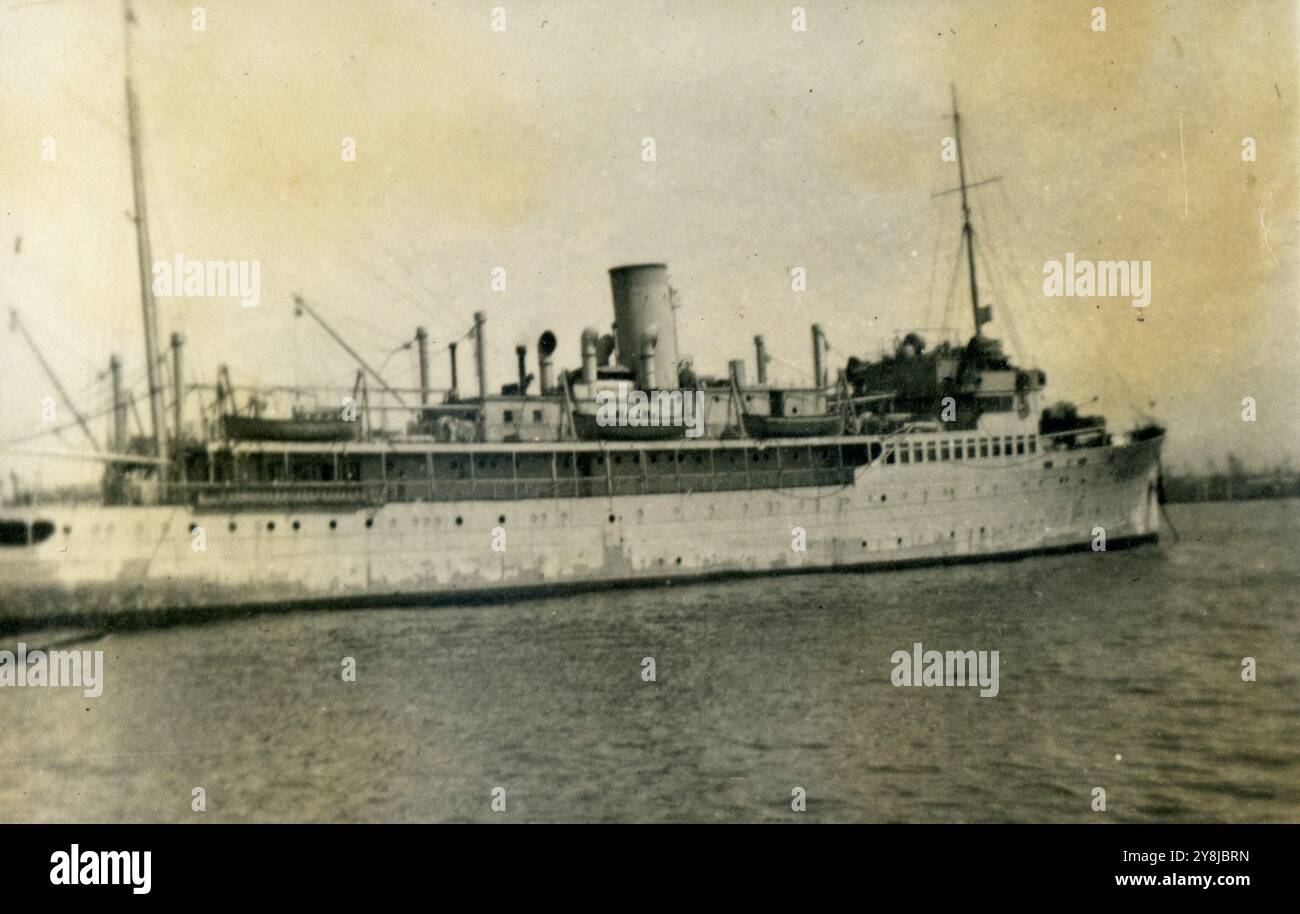 WWII WW2 - Port of Naples, Italy 1942 - italian war ship Stock Photo ...