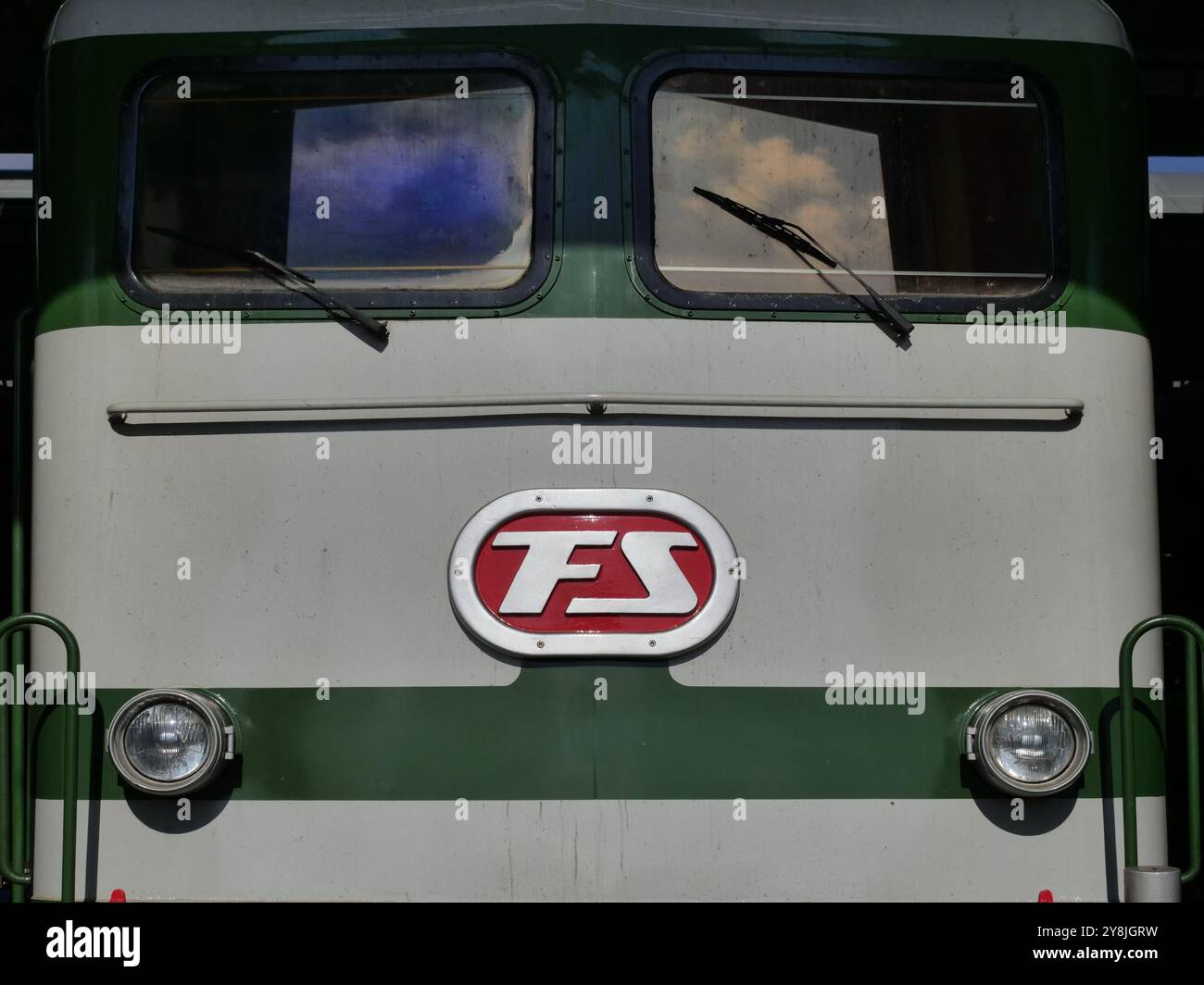 Historic locomotives, guided tours, steam trains, railcars at the open ...